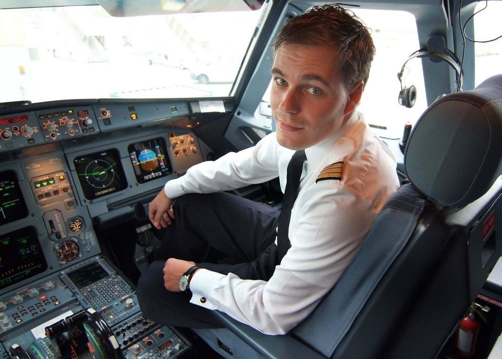 How to Become a Certified Private Pilot: Step-by-Step Guide (2025)